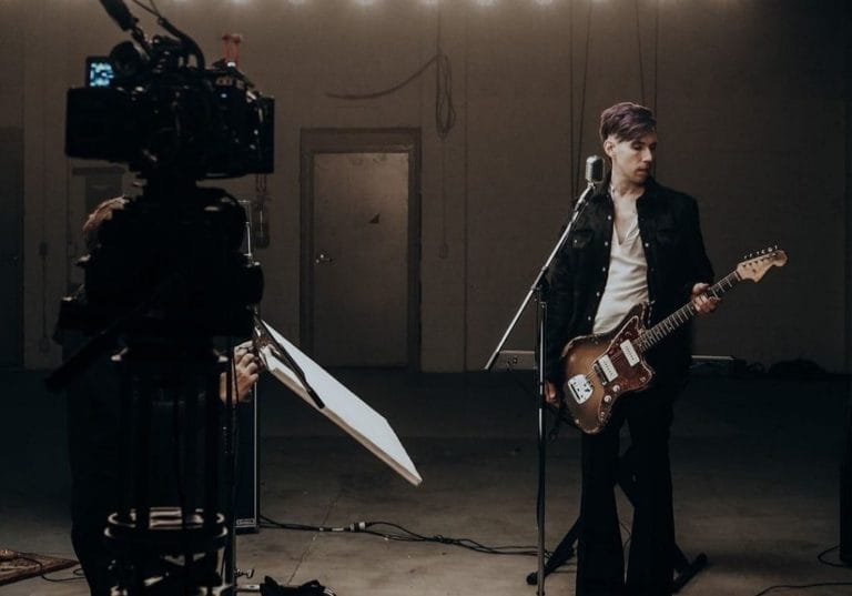 Josh Ramsay Age, Net Worth, Wife, Height, Bio, Child