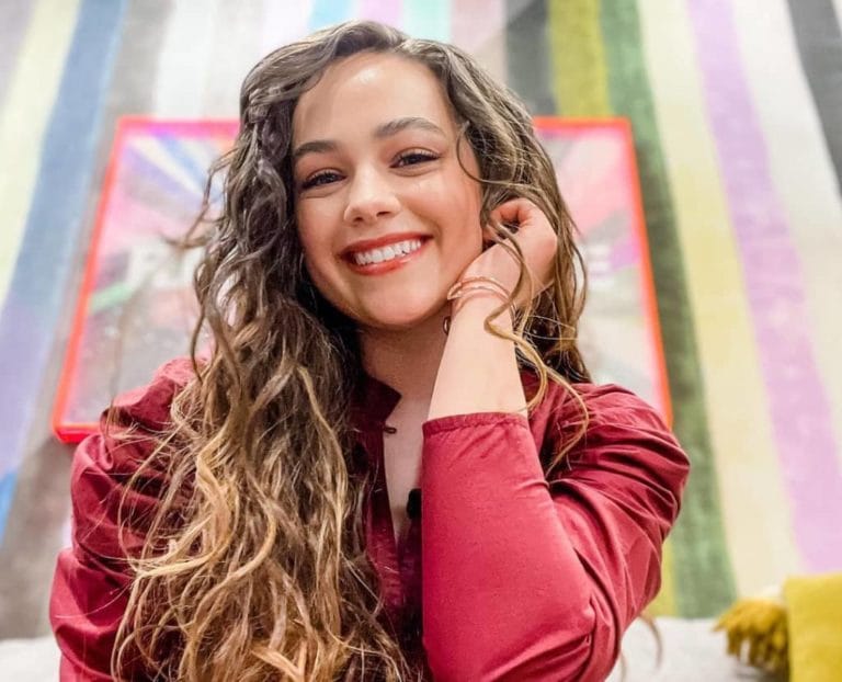 Mary Mouser Actress Biography, Wiki, Boyfriend, Age, Height, Net Worth