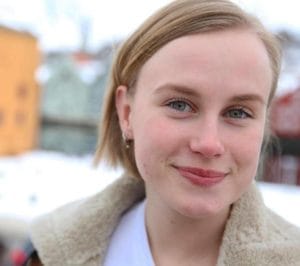 Emma Bones Actor Biography, Wiki, Net Worth, Age, Height, Film Career