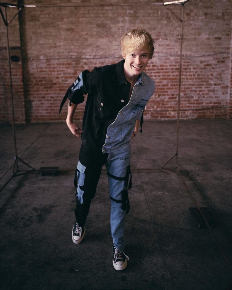 Sam Golbach Biography, Age, Height, Wiki, Girlfriend, Net Worth, Story