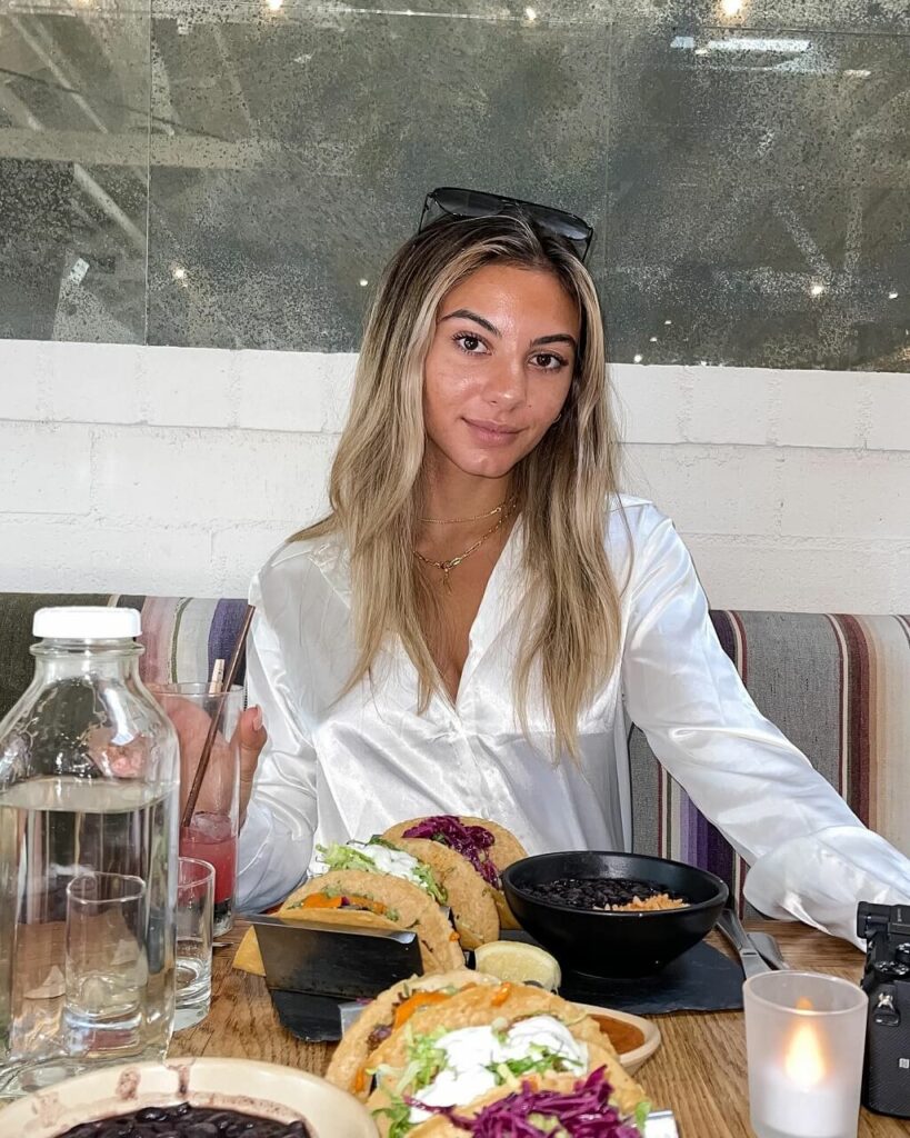 Taylor Olsen Biography, Wiki, Age, Height, Net Worth, Career