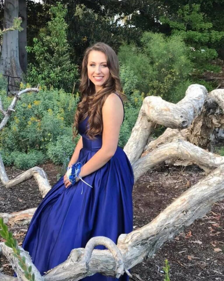 Amanda Raye Biography, Age, Height, Wiki, Net Worth, Boyfriend