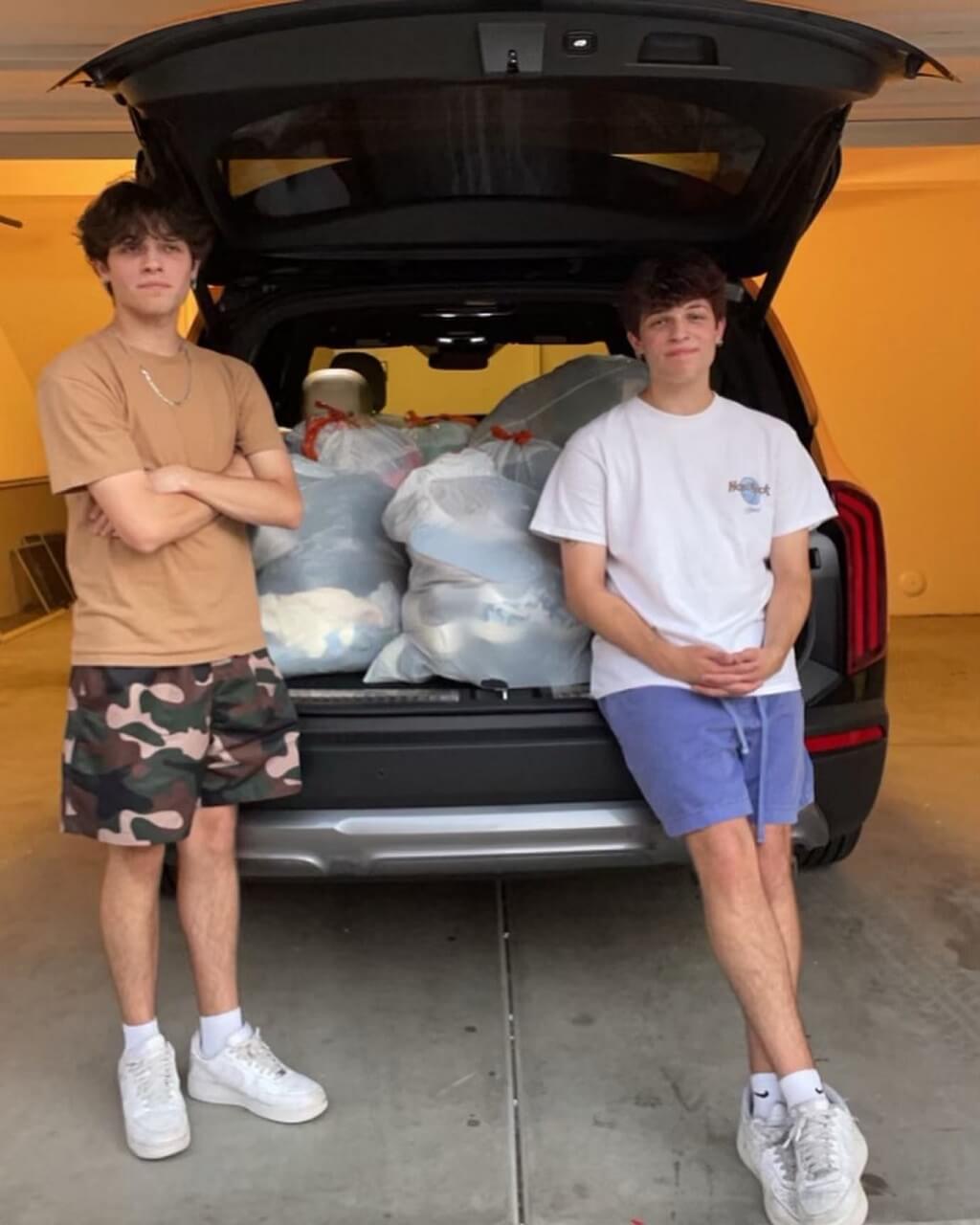Sturniolo Brothers Biography, Wiki, Age, Height, Net Worth, Career