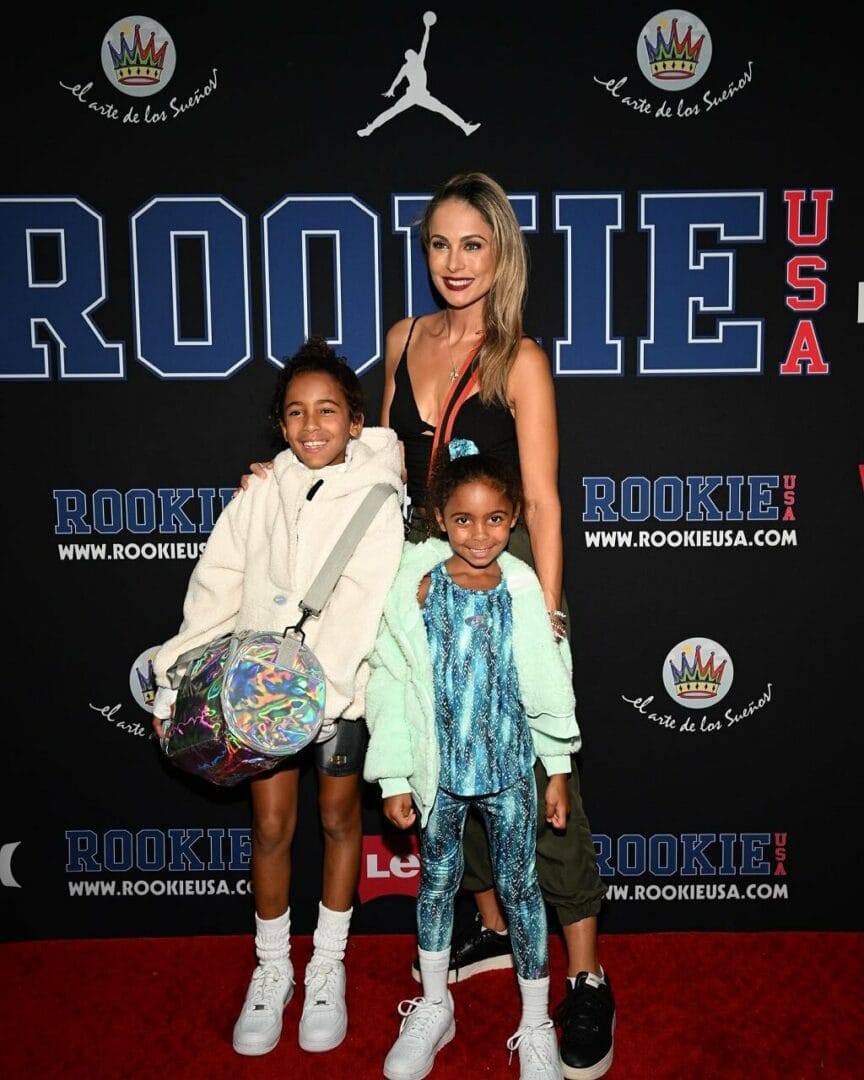 Who is Tiki Barber's Wife Traci Lynn Johnson?