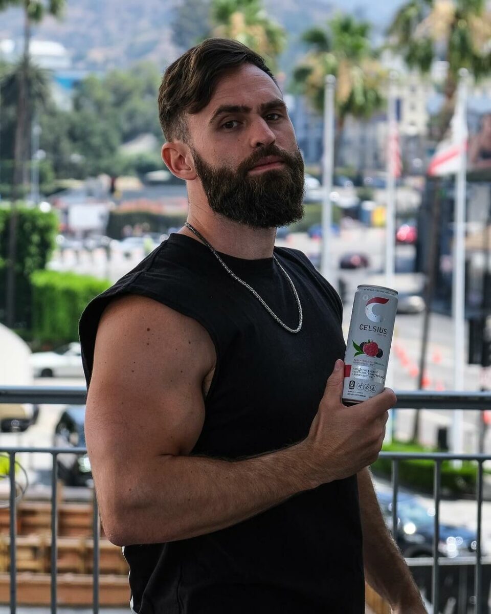 Krispy Matt Age, Height, Wife, Net Worth, Family