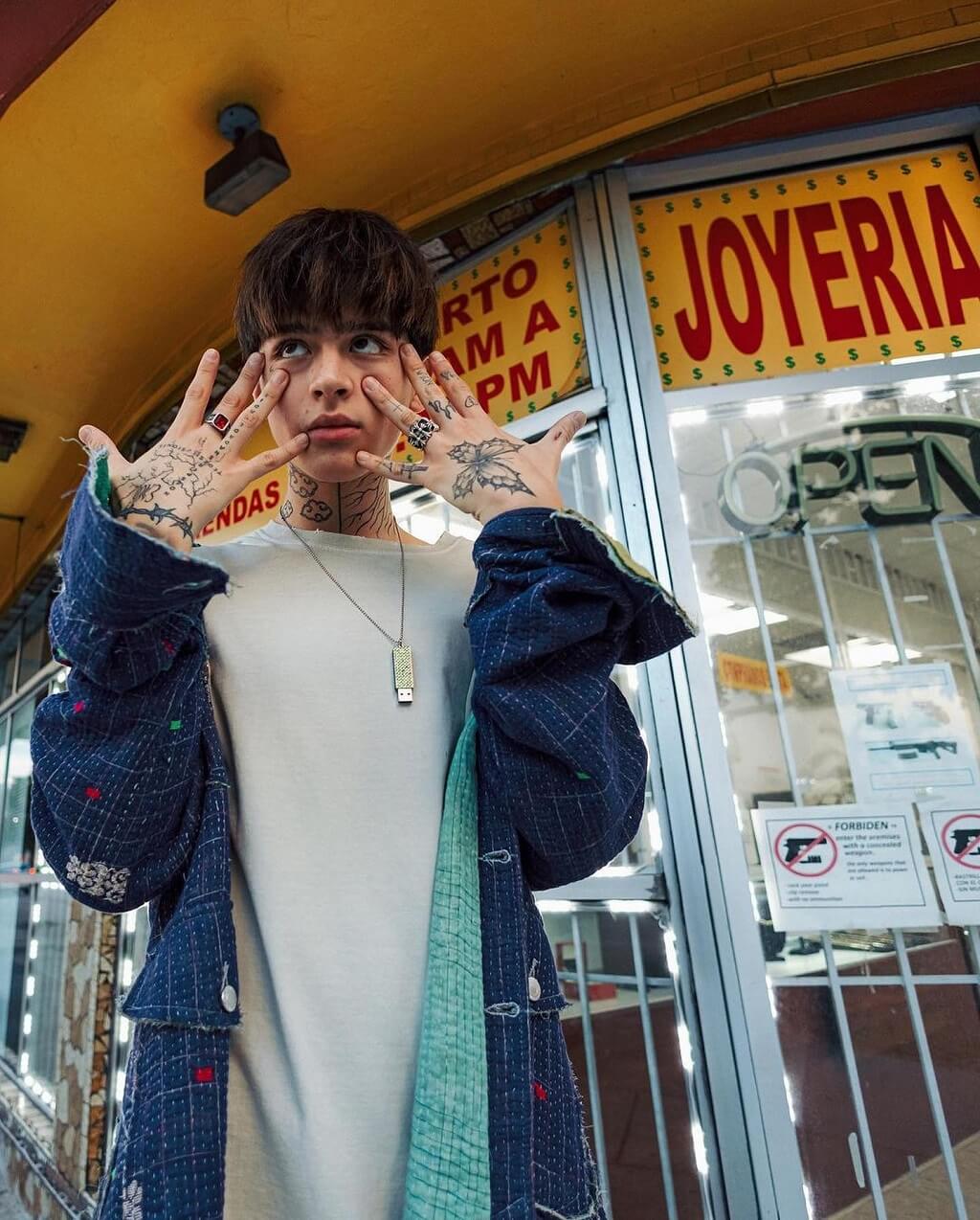 Max Valenzuela Wiki, Age, Height, Partner, Net Worth