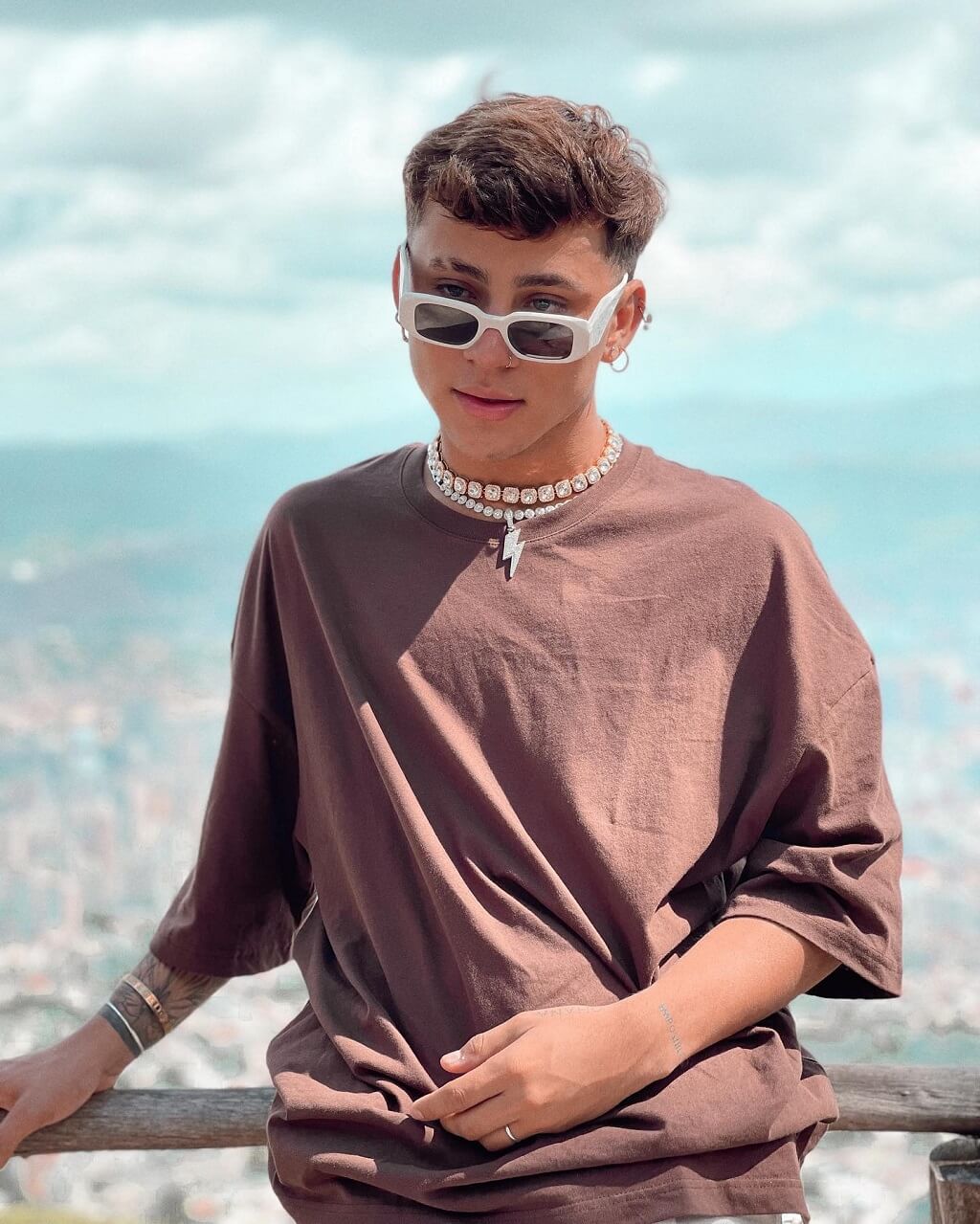 Rod Contreras Bio, Wiki, Age, Height, Net Worth, Girlfriend