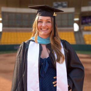 Glennon Doyle's Sister Amanda Doyle Age, Height, Net Worth