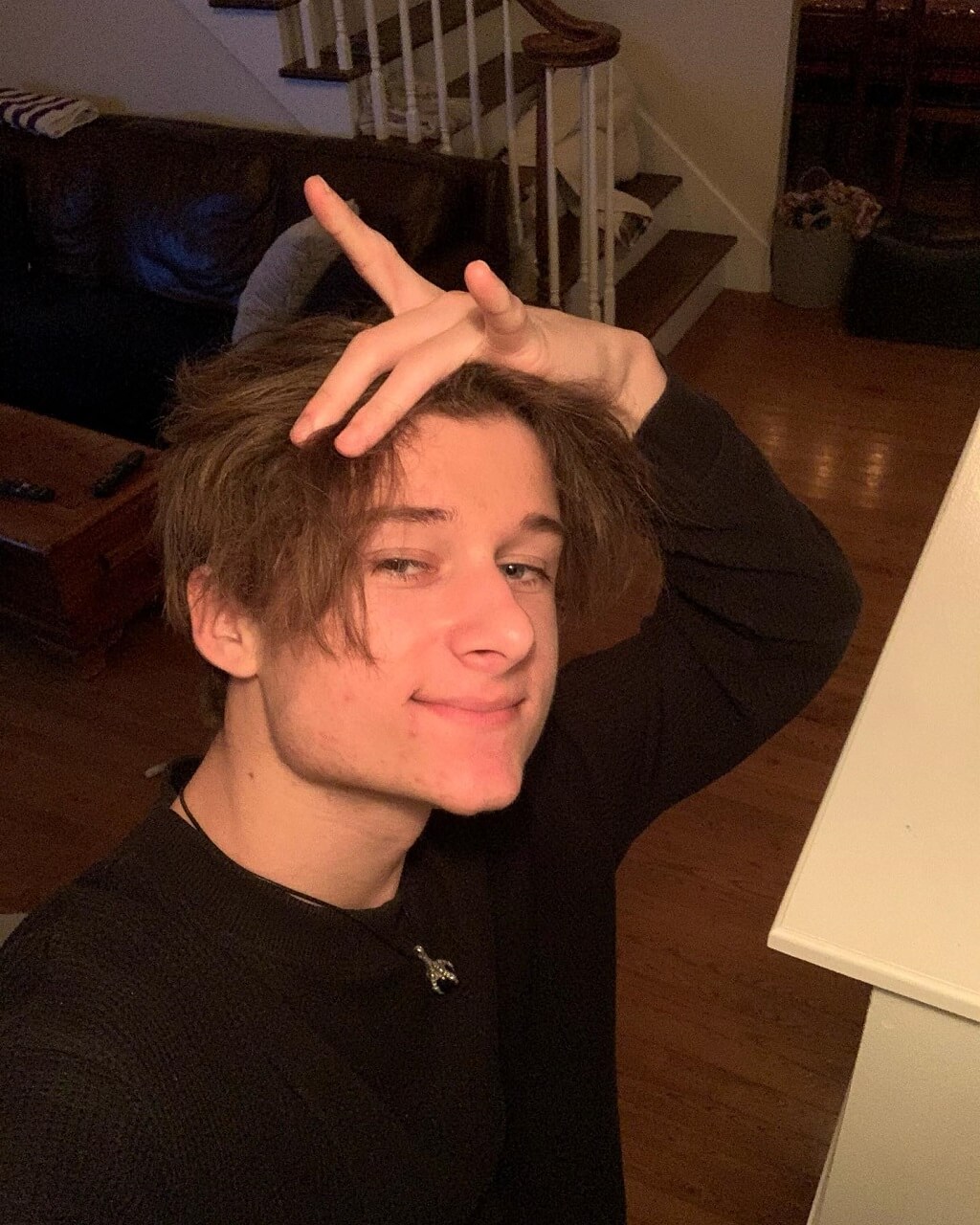 Cameron Brodeur Age, Girlfriend, Height, Net Worth, Wiki