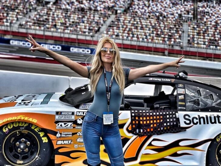 Evy Pompouras Age, Height, Husband, Net Worth, Career