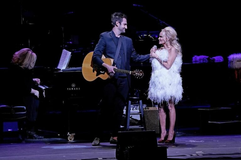 Josh Bryant Age, Height, Net Worth, Wife