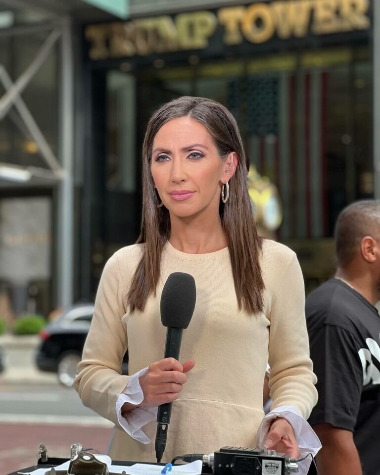 Lauren Simonetti Bio, Age, Height, Husband, Net Worth