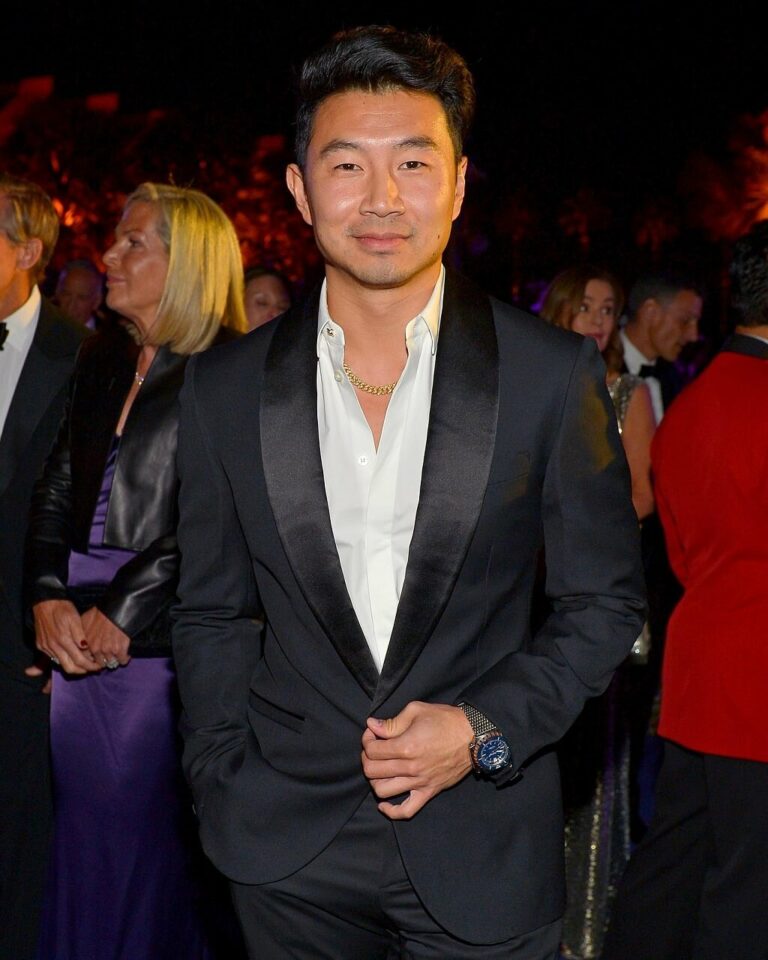 Simu Liu Biography, Age, Height, Net Worth, Family, Girlfriend