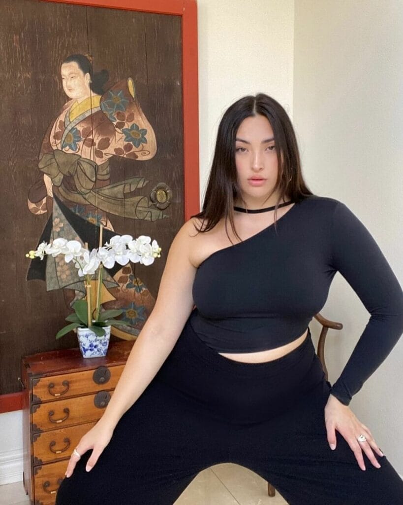 Yumi Nu Biography Age Height Parents Net Worth Career