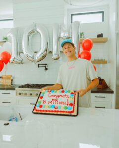 Ben Azelart Biography, Net Worth, Age, Height, Girlfriend