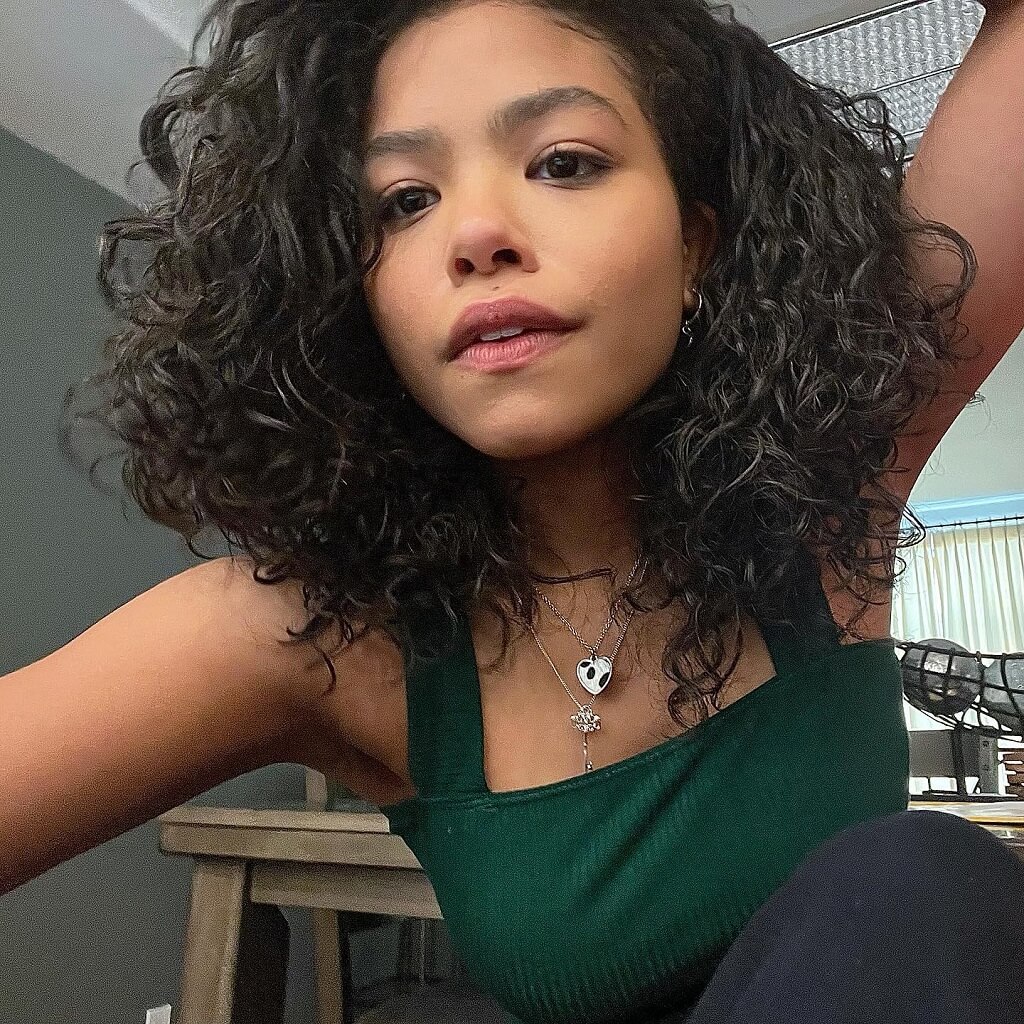 Navia Robinson Biography, Age, Height, Net Worth, Birthday