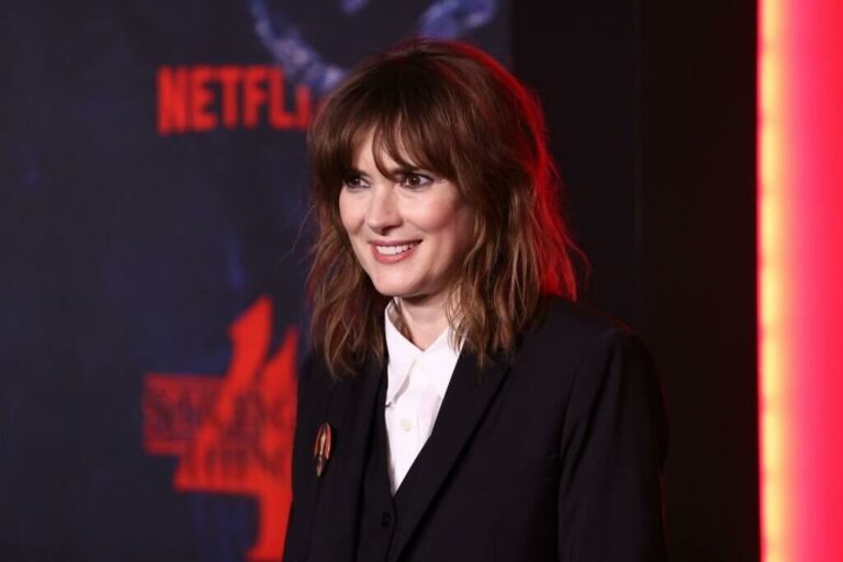 Winona Ryder Biography, Net Worth, Age, Height, Wiki