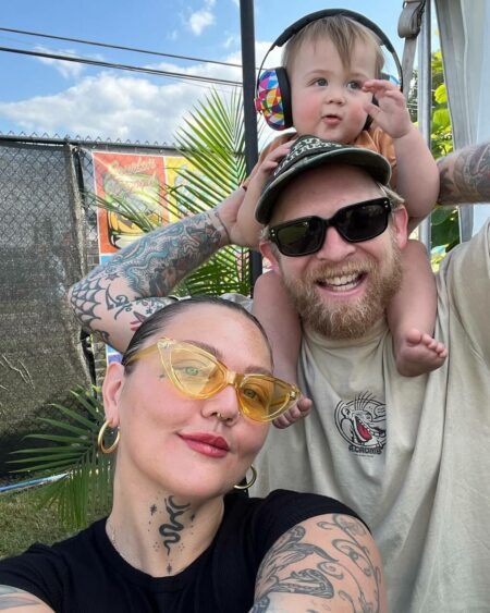 Who is Elle King's Father Rob Schneider?