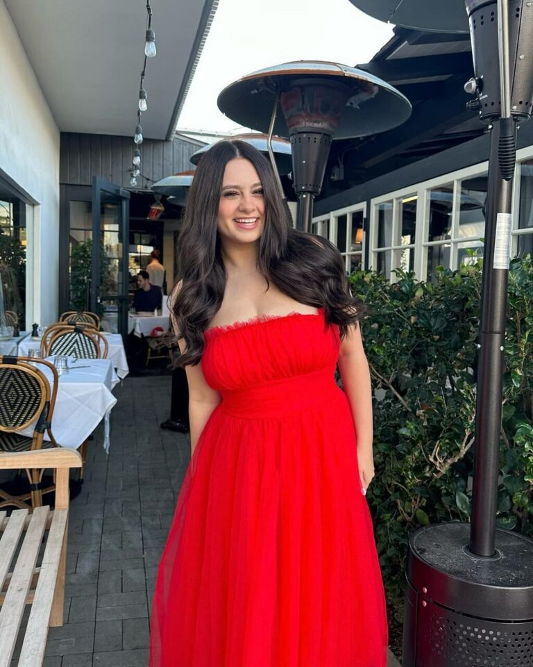 Jaime Adler Biography, Age, Boyfriend, Height, Net Worth