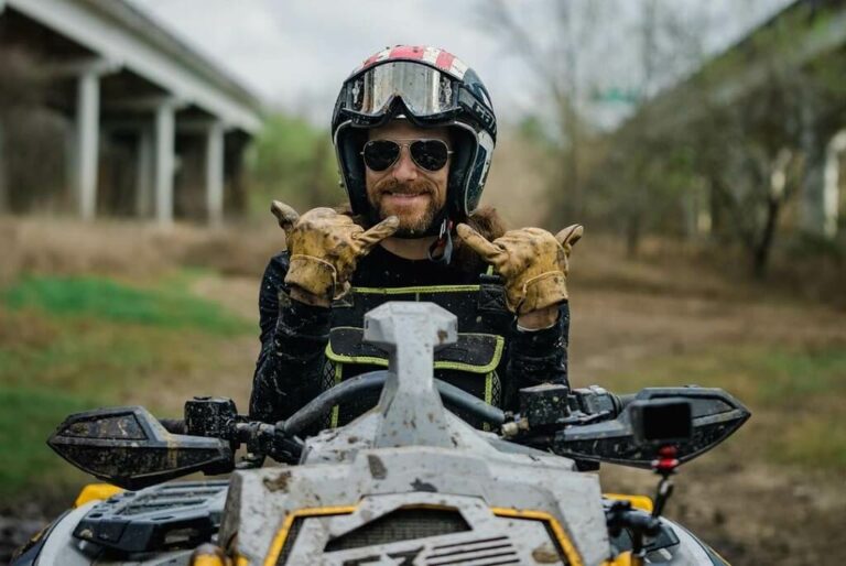 Is Clint Hopping the Real Name of Dale Brisby?