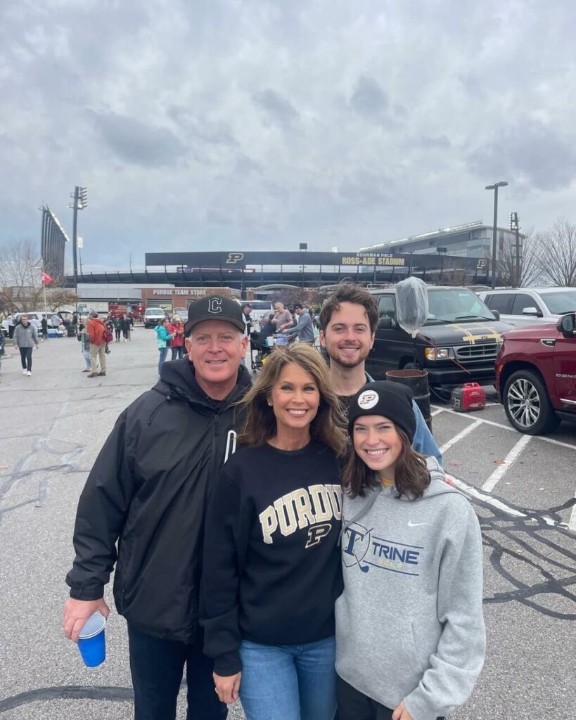 Angela Buchman Biography, Wiki, Husband, Family, Net Worth