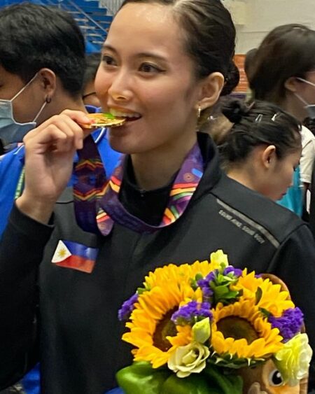 Agatha Wong Bio, Age, Height, Boyfriend, Education, Net Worth, Games