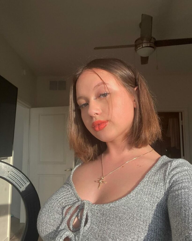 Cholee Land Biography, Wiki, Age, Height, Net Worth, Boyfriend