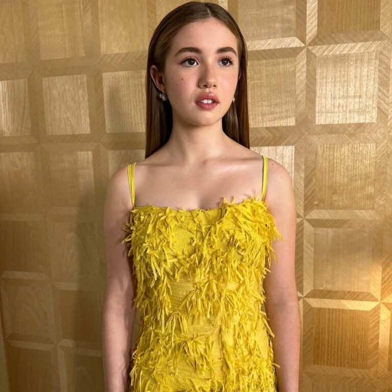 Lucy Paez Age, Height, Parents, Movie, Net Worth, Boyfriend, Wiki