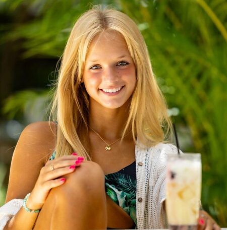 Natalie Grace (Instagram Star) Biography, Age, Height, Family ...