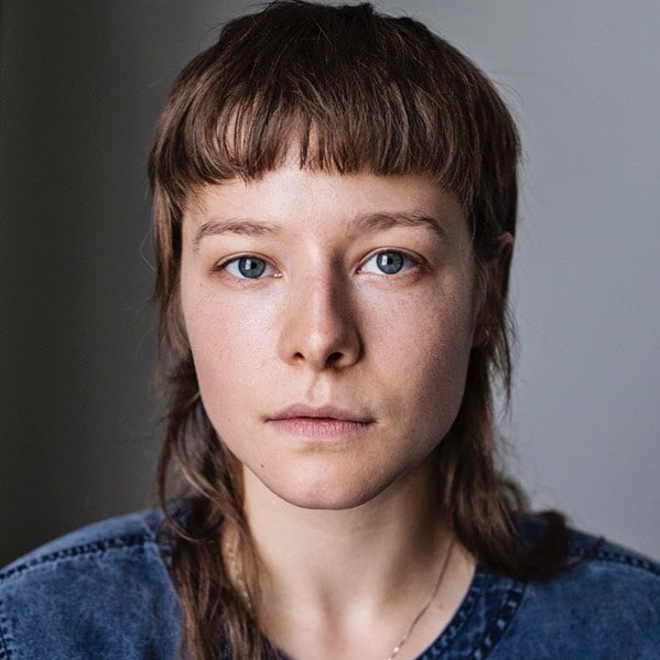 Emma D'Arcy Biography, Age, Height, Partner, Net Worth, Movies