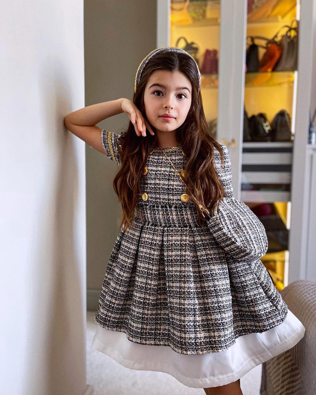 Maya Basol Biography, Age, Height, Family, Net Worth, Series