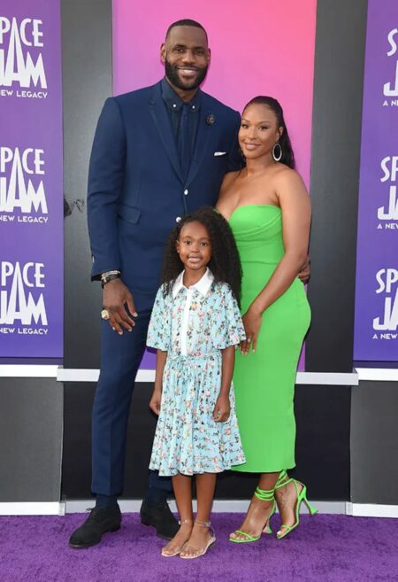 Zhuri James Age, Height, Net Worth, Parents, Siblings, Bio