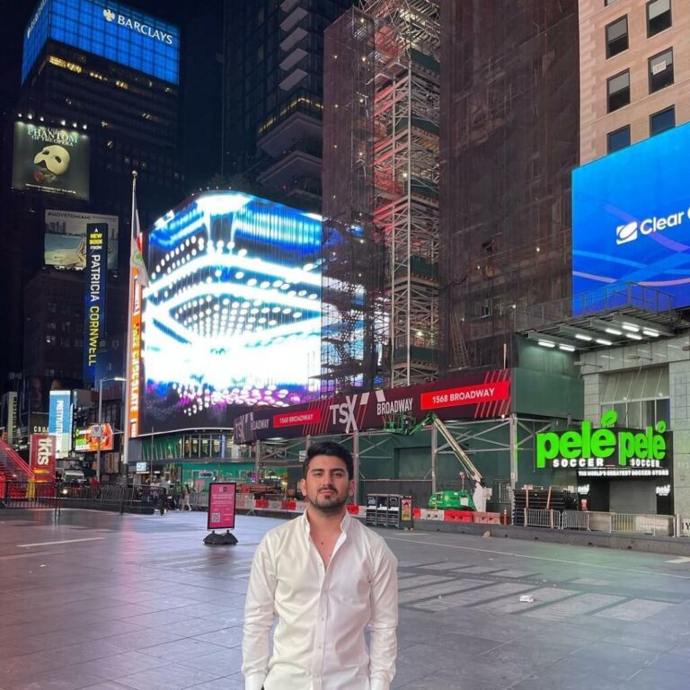 Shahid Anwar Biography, Net Worth & Successful Life Story