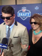 Taylor Lewan Mom, Wife, Net Worth, Age, Height, Career, Bio