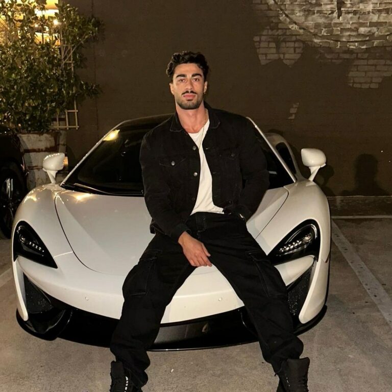 Mo Saffari Biography, Age, Height, Net Worth, Girlfriend, Wiki