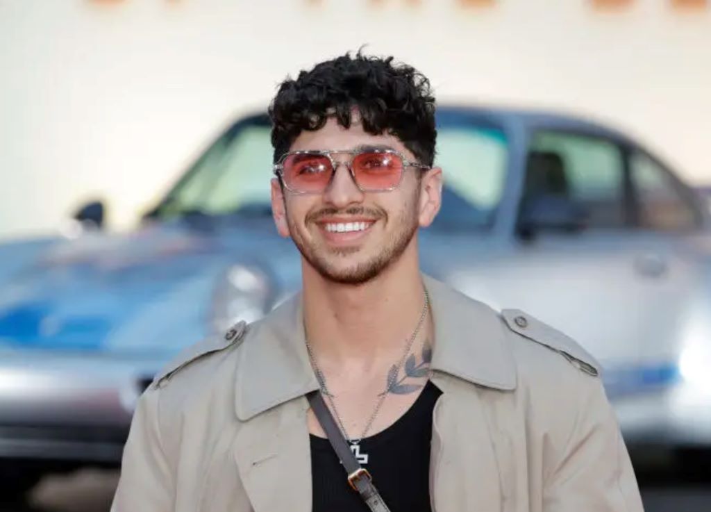 Seb Melrose Bio, Age, Height, Girlfriend, Net Worth, Wiki